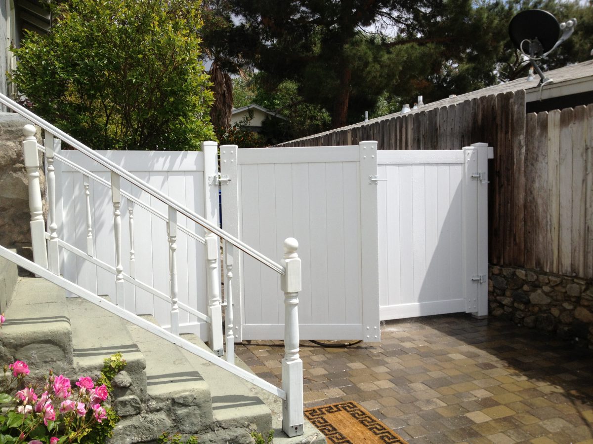 Vinyl Privacy Double Gates - Vinyl Fence 4 Less