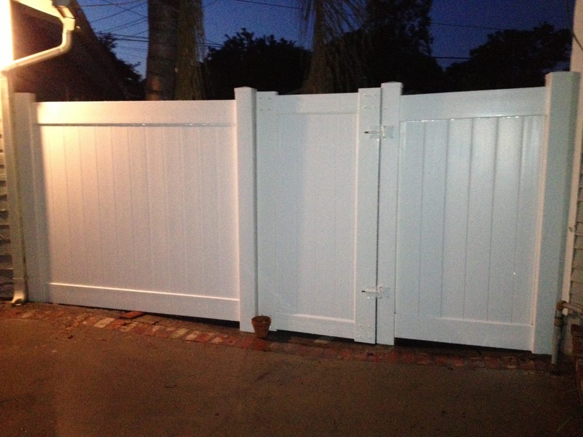 Privacy Vinyl Gates - Vinyl Fence 4 Less