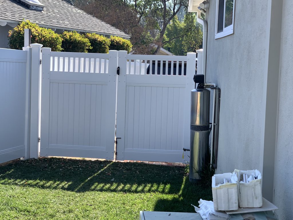 Privacy Vinyl Gates with Bars on Top - Vinyl Fence 4 Less