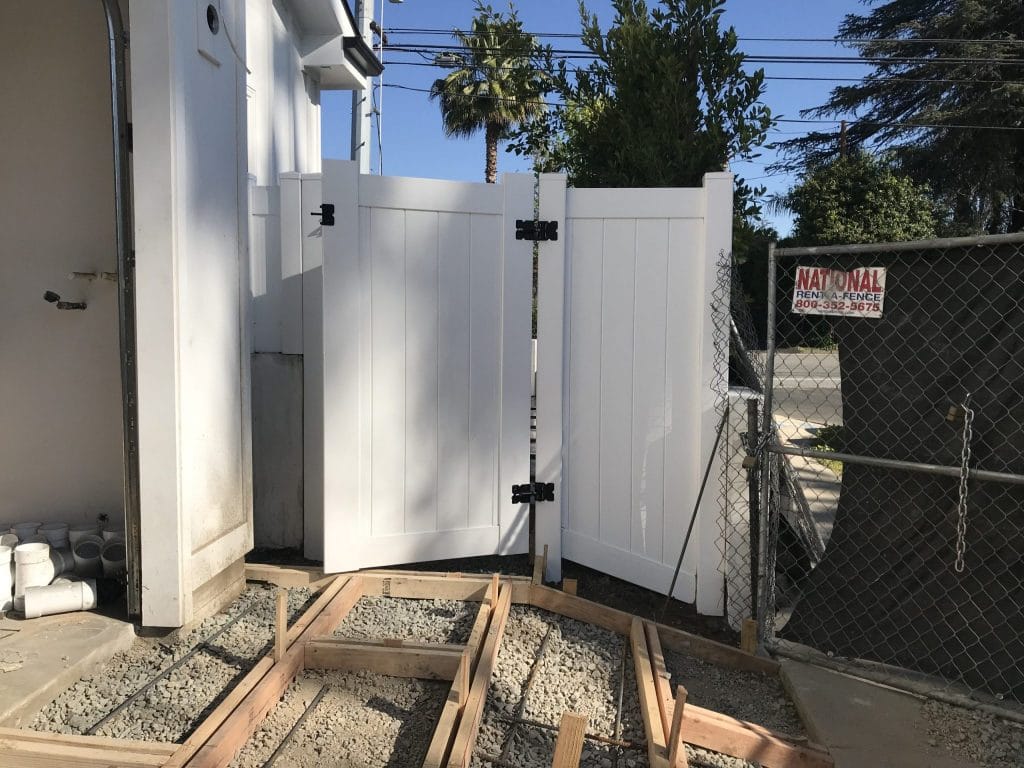 Privacy Vinyl Gates - Vinyl Fence 4 Less