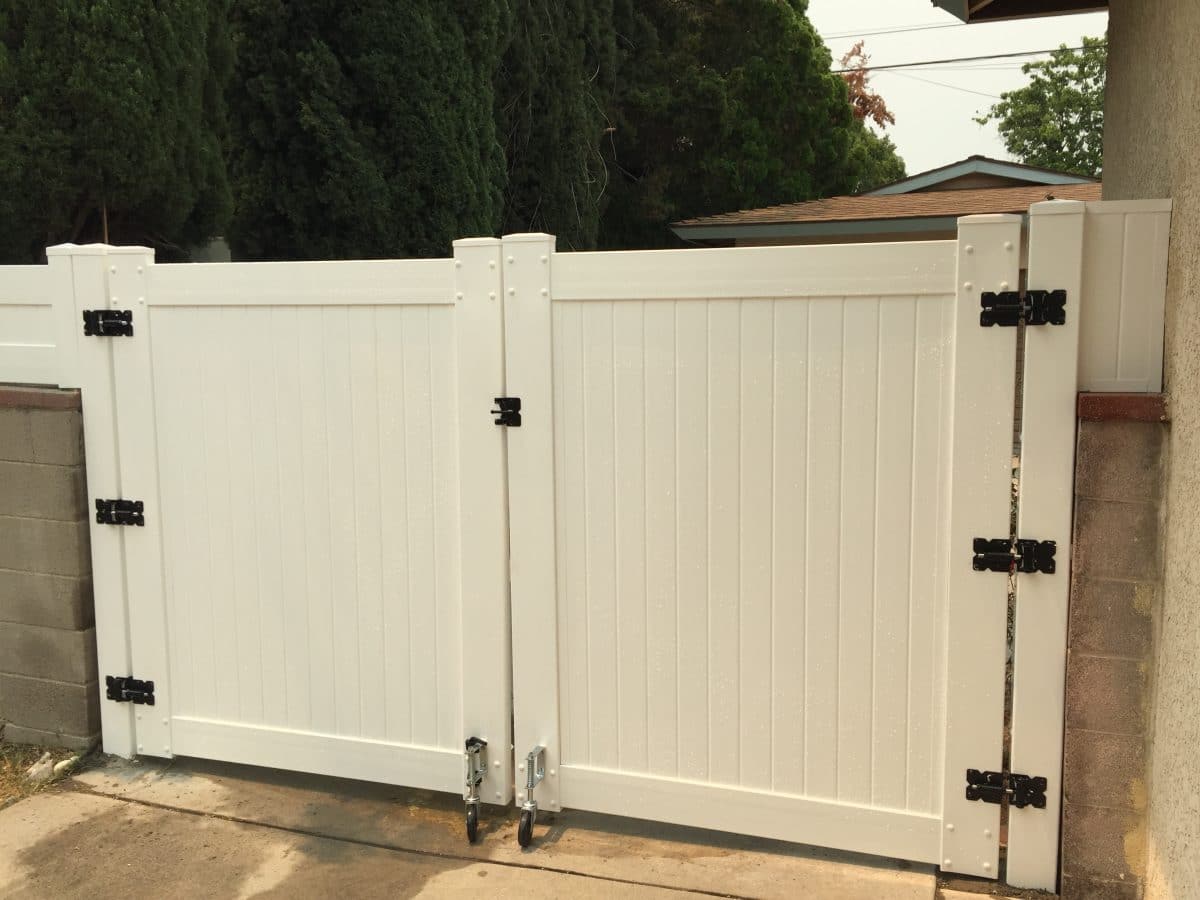 Vinyl Privacy Double Gates - Vinyl Fence 4 Less